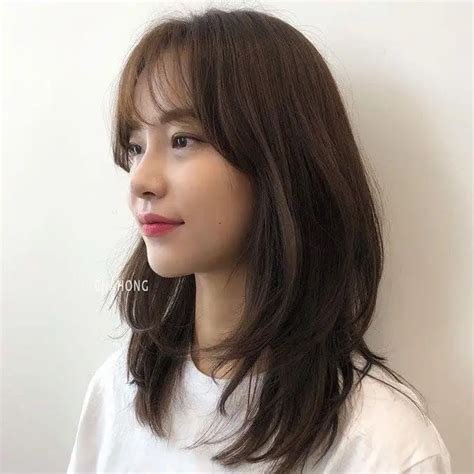 💥 แจกไอเดีย ทรงผมประบ่าไล่เลเยอร์ ฮิตตลอดไม่มีเอ้าท์~ แกลเลอรีที่โพสต์โดย Jumisang Lemon8