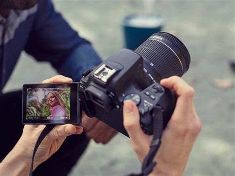 دوربین عکاسی فول‌فریم بدون آینه Canon در سال 2018 از راه می‌رسد مجله