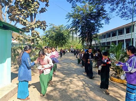 မိုင်းပျဉ်းမြို့တွင် ၇၆ နှစ်မြောက် လွတ်လပ်ရေးနေ့အထိမ်းအမှတ် သတင်းစကားလက်ကမ်းစာစောင်များ ဖြန့်ဝေ