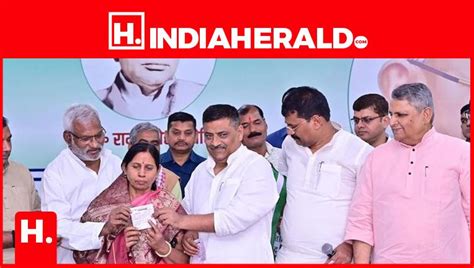 Former Mla Ramesh Kushwaha Joins Jdu With Wife