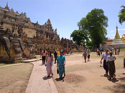 တံတားဦးမြို့နယ်၌ သီတင်းကျွတ်လပြည့်နေ့အဘိဓမ္မာအခါတော်နေ့တွင် အင်းဝဒေသရ