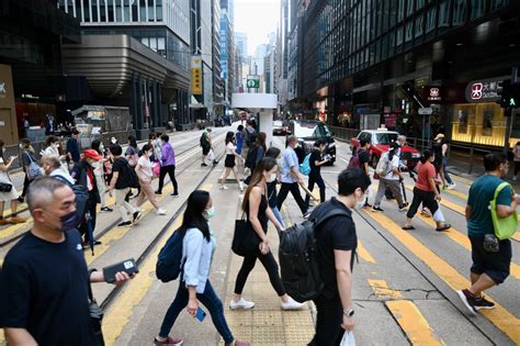 全球工作過勞最嚴重城市 香港高居第二