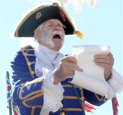 Town Crier Represented Niagara Falls With Class Mayor Says