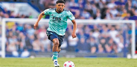 ဖိုဖာနာအတွက် စတာလင်ပေါင် သန်း ၇၀ ဖြင့် ချယ်လ်ဆီး အသင်း၏ ကမ်းလှမ်းမှုကို လက်စတာအသင်း ထပ်မံပယ်ခ