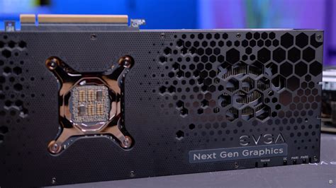 EVGA GeForce RTX 4090 FTW3: Videos zeigen nie erschienene Grafikkarte ...