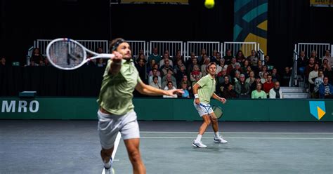 H Nys And E Roger Vasselin Vs R Ho And H Jebens