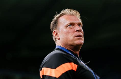 Futbal Patrick Van Leeuwen Skončila Na Lavičke Šachtaru Po 3 Mesiacoch Sportnet