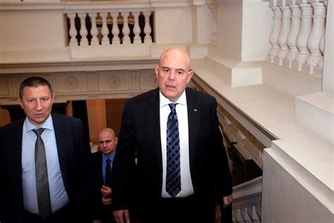 Гешев иска от Рюте доказателства за 50 те евро Гълъб Донев вика трима министри на среща Обзор