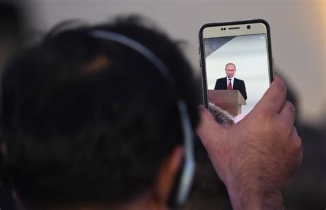 Karina Orlova Putins Boasting Hides His Fear Of Sanctions Oct 18