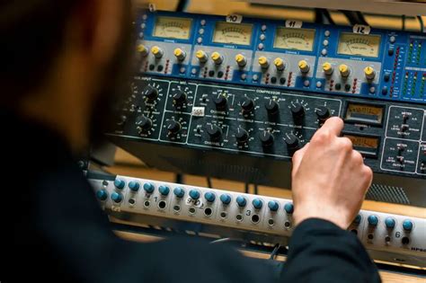Parametric Eq Vs Graphic Eq A Comprehensive Guide To Choosing The Best On Point Guitar
