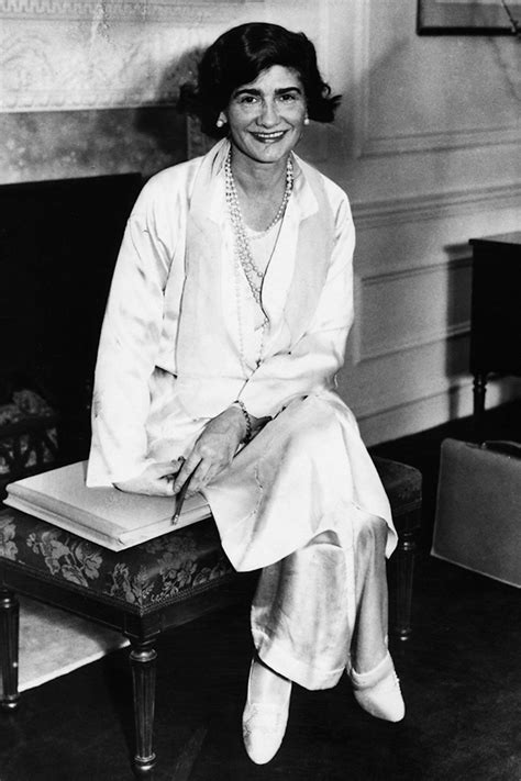 Всяка жена е на тази възраст която заслужава ♥ 134 години от рождението на Коко ШАНЕЛ Webstage Bg