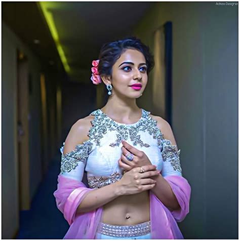 Rakul Preet Singh Scrolller