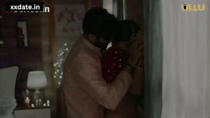 Newly Married Woman Had Sex With Her Husband For The First Time And Broke Her Seal