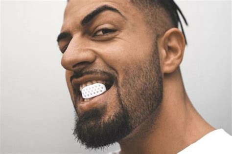 How To Get A Sharp Jawline Best Exercises For A Chiselled Chin Man Of Many