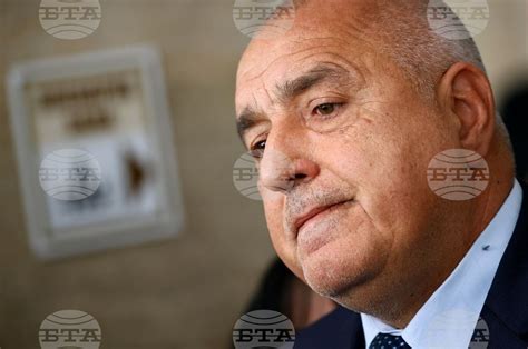 Лидерът на ГЕРБ Бойко Борисов обеща на жителите на село Магерово в Родопите да бъде оправен