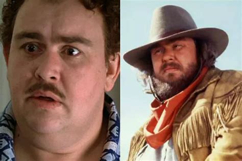 Moustache De John Candy