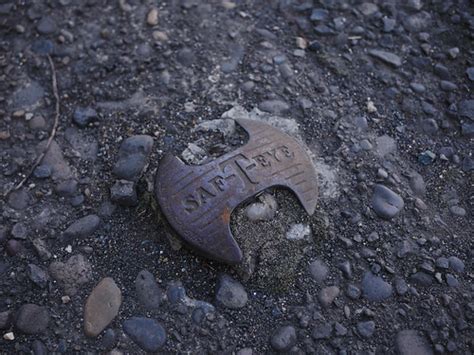 Retroreflective Marker An Old Marker On Hwy 99 Curb Paten… Flickr