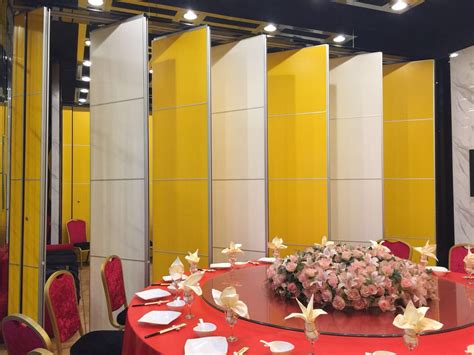 Modern Movable Partition System In A Professional Setting Training Facility Partition Walls Modern Movable Partition System In A Professional Setting Training Facility Partition Walls