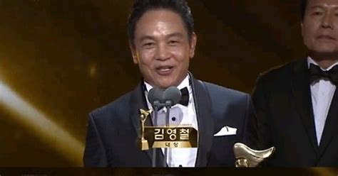 [kbs 연기대상①] 대상 김영철·천호진 세상 모든 부모에게 바치는 트로피