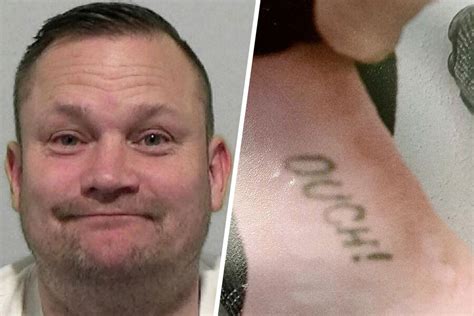 Преступника нашли благодаря шуточной татуировке на его ноге Газета Ru Новости