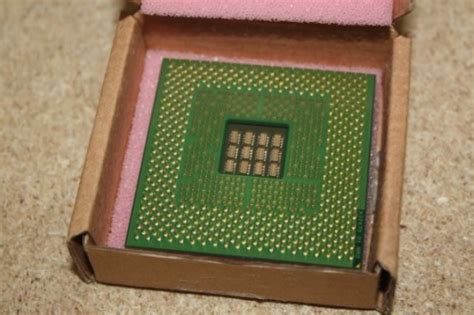 Intel Pentium 4 1 3GHz Socket 423 CPU Processor SL5FW