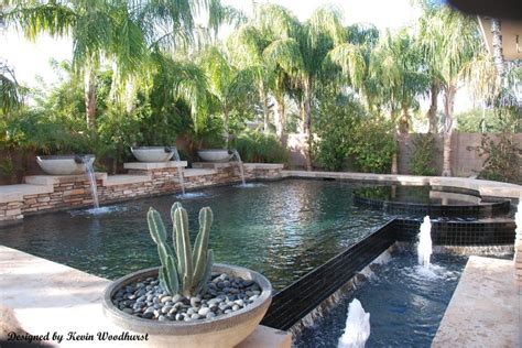 Reverse Negative Edge Overflow Pool And Outdoor Decor