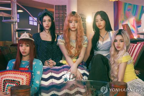뉴진스 힘든 시간 보내지만함께 즐겁게 보내는 시간 올 것 연합뉴스