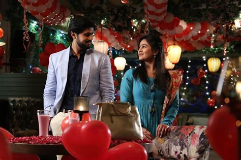 Siddharth And Anushri Dixit Propose Moment Photos Images Pics