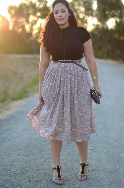Curvy Skirt Outfits At Casandra Brannen Blog