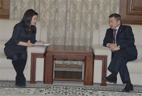 Зөвлөхийн орон тоо бий болгох хуулийн төсөл санаачилжээ