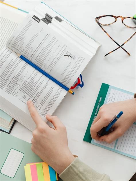 How To Write A Research Paper Like A Pro In 2025 Good Research Topics