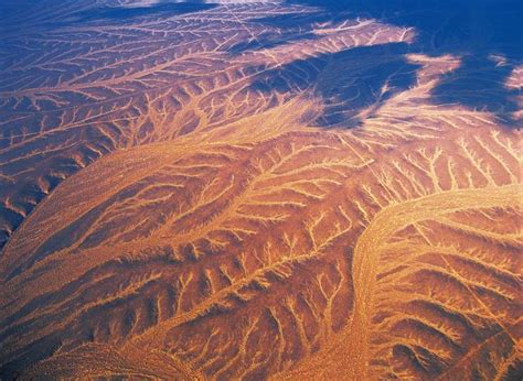 第3名 古尔班通古特沙漠腹地 中国国家地理网