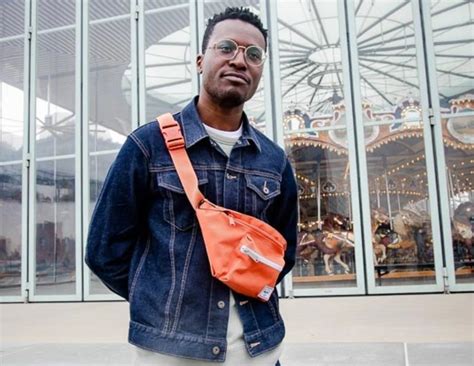 Celebrities With Fanny Packs