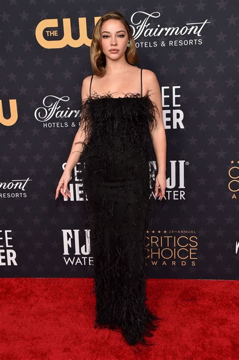 Madelyn Cline Critics Choice Awards 2023 • Celebmafia