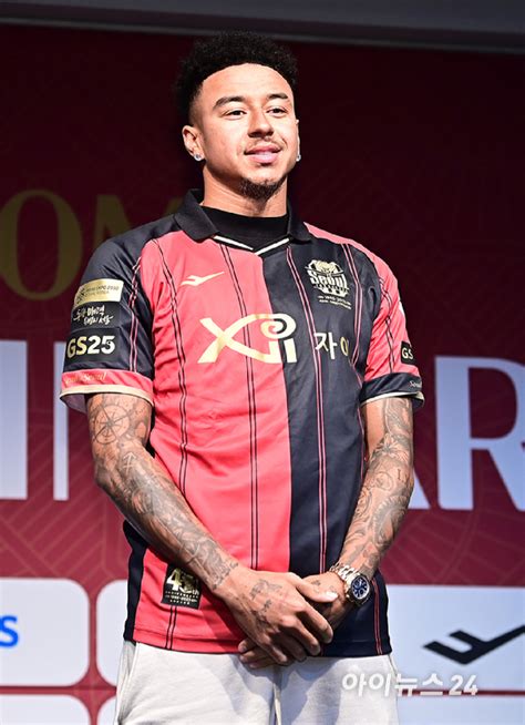 [포토]린가드 Fc서울 유니폼 어때요