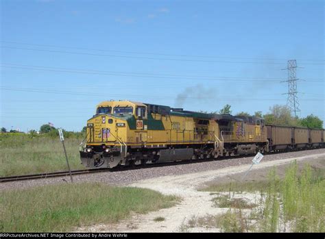 Up 6718 Gets Underway Southbound With The Coal Empties