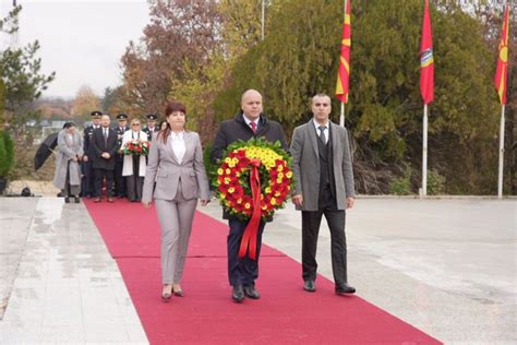 Maksim Dimitrievski On Linkedin Денеска на споменикот на паднатите борци од