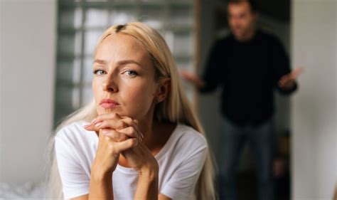 Вижте 6 причини поради които жената изглежда стара в очите на мъжете