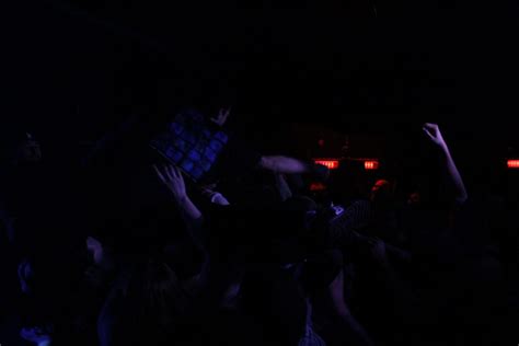 Dezz Nuts Gwiazdą Poniedziałkowego Wieczoru W Praskiej Hydrozagadce Radio Praga