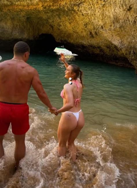 6 Hot Sexy Ruby Mace Bikini Pics