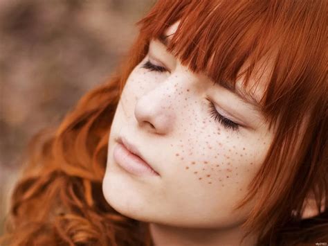 빨간 머리 소녀 주근깨 예뻐요 얼굴 아트 거대한 인쇄 포스터 Txhome D4206print Posterposters
