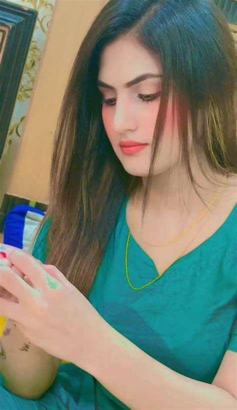 Awaaz پشاور ٹک ٹاکر سائیکو ارباب نے مبینہ طور پر خودکشی کر لی۔ ذرائع کے مطابق سائیکو ارباب