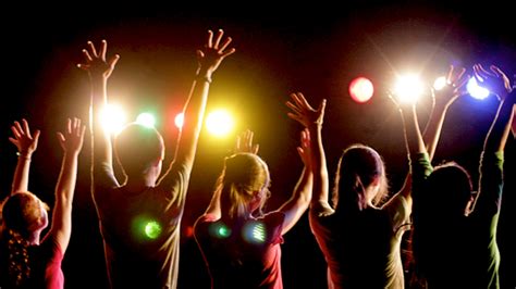 Рисуване и приложни изкуства Muzarto