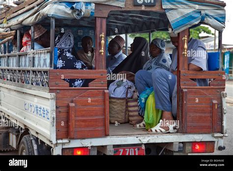 Dala Dala Zanzibar Banque De Photographies Et Dimages à Haute