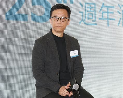 有線電視去向未明 王維基嘆想做冇得做唔想做逼住做 星島日報