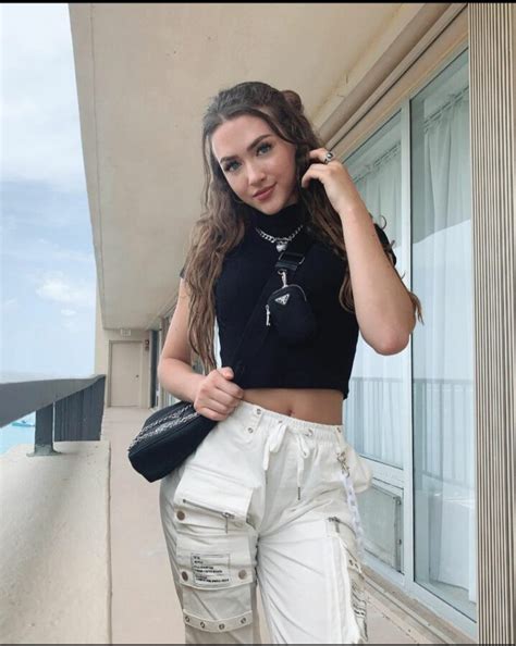 Evgeniya Lvovna Yevaleva Bio Wiki Age Height Info Boyfriend Tik Tok