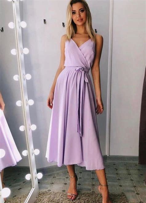 Ніжна бузкова сукня міді — ціна 720 грн у каталозі Сукні міді Купити жіночі речі за доступною