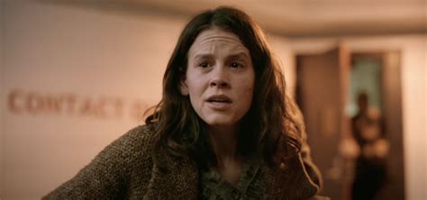 ‘smile Trailer Sosie Bacon Is Haunted By Sinister Grins In Slasher