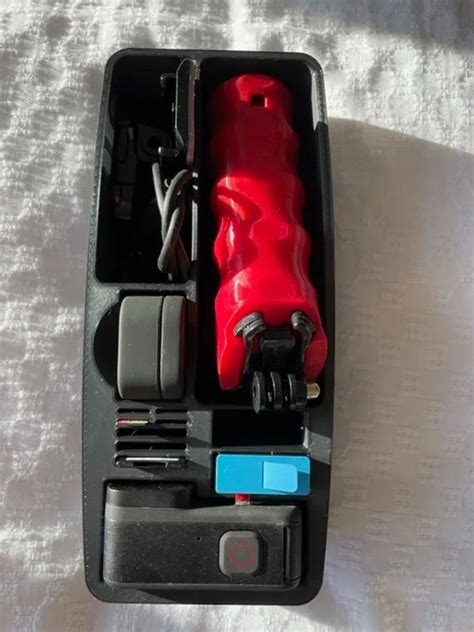 比基尼女郎 By Dnspod 3d打印模型文件3d模型库 免费 平价 魔猴网