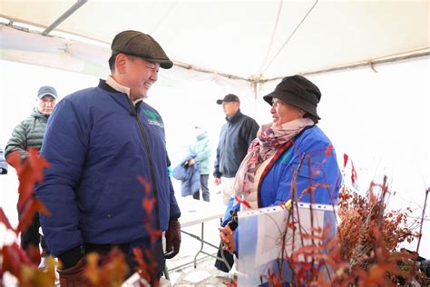 Ерөнхийлөгч У Хүрэлсүх “Бүх нийтээр мод тарих үндэсний өдөр” ийн